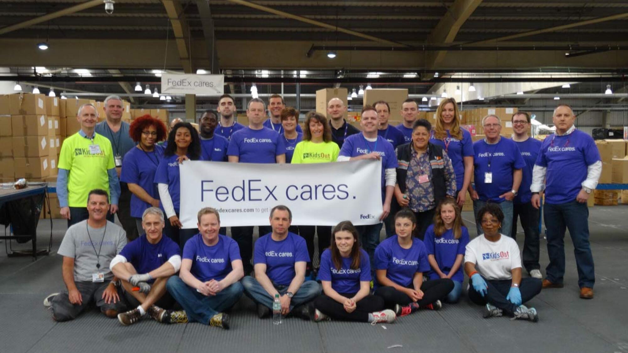 FedEx Delivers 250 Toy Boxes in Aid of Children’s Charity KidsOut