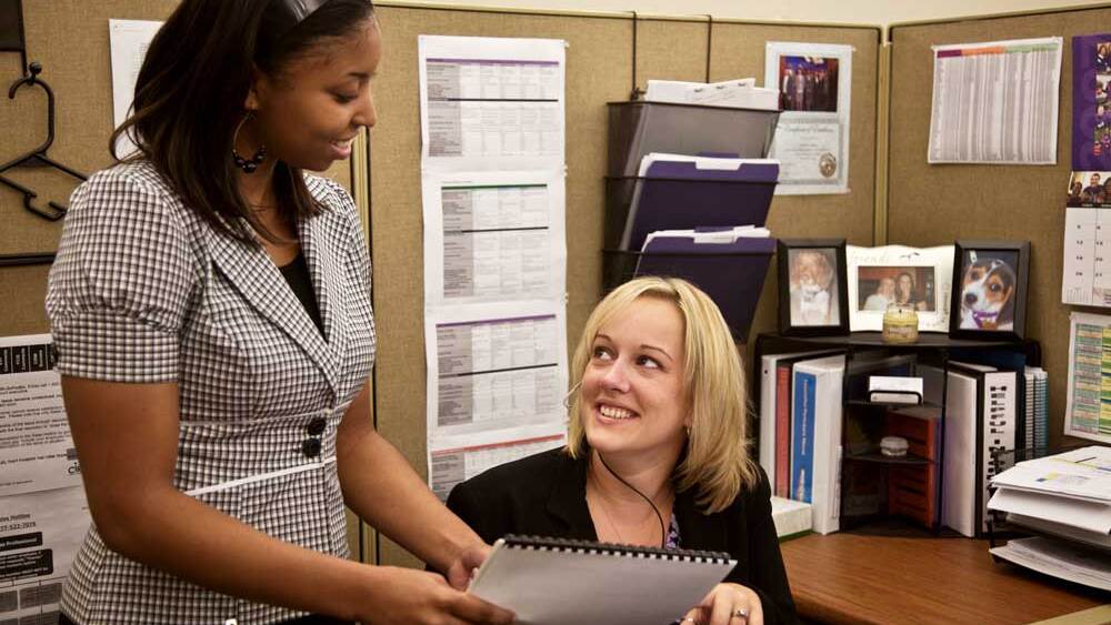 FedEx Express Canada Achieves Contact Center Employer Of Choice fedex-express-canada-achieves-contact-center-employer-of-choice