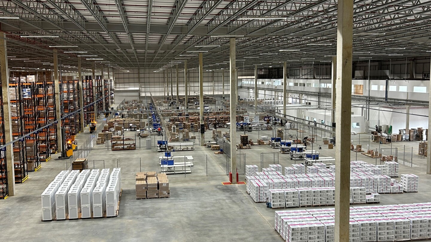 FedEx abre dois novos centros de logística e distribuição no Brasil