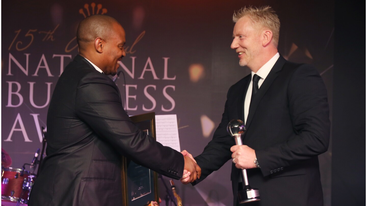 FedEx Express Announced as a 2017 National Business Awards Winner