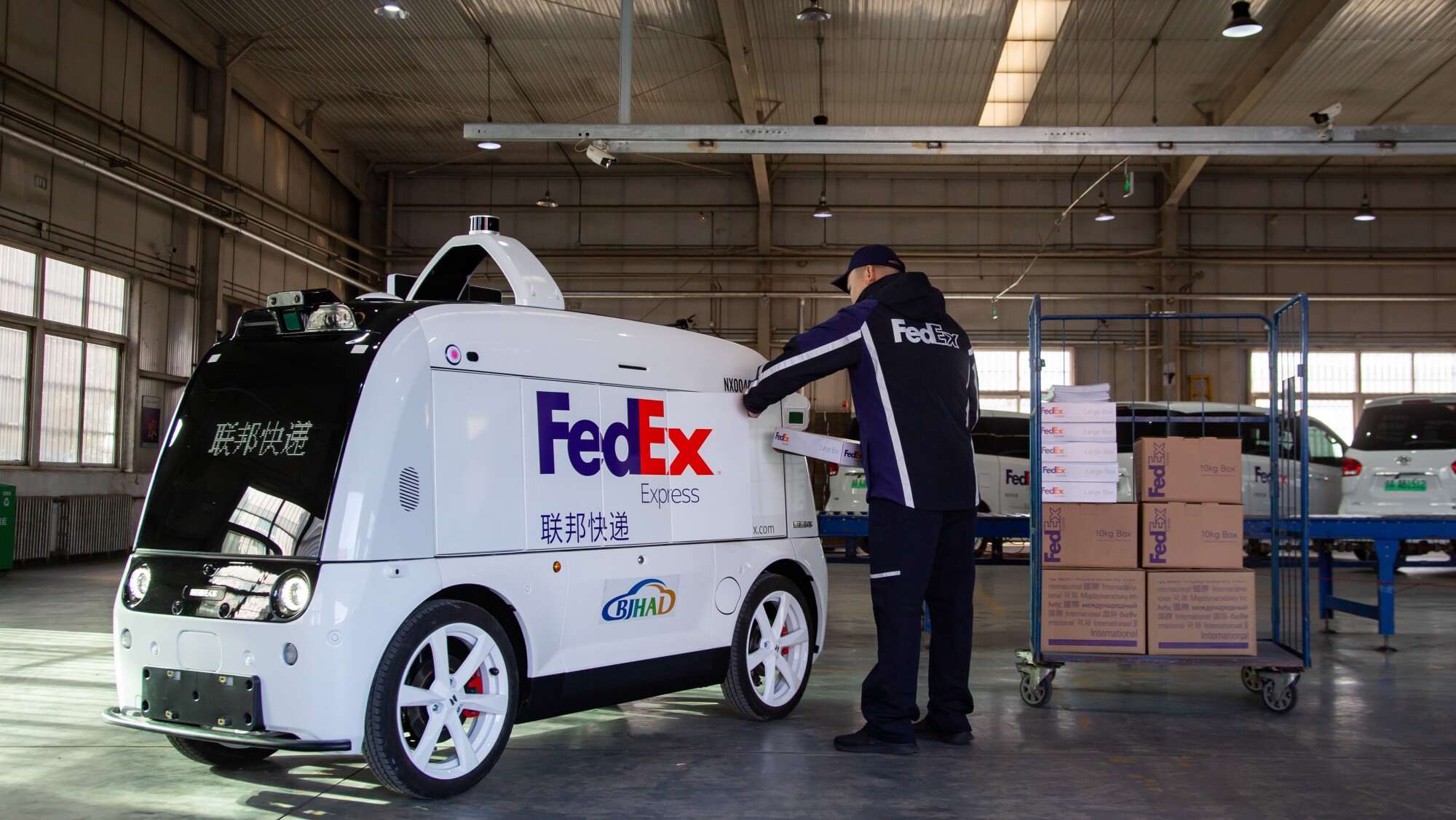 FedEx Tests Autonomous Delivery Vehicle In China FedEx Tests Autonomous Delivery Vehicle In China