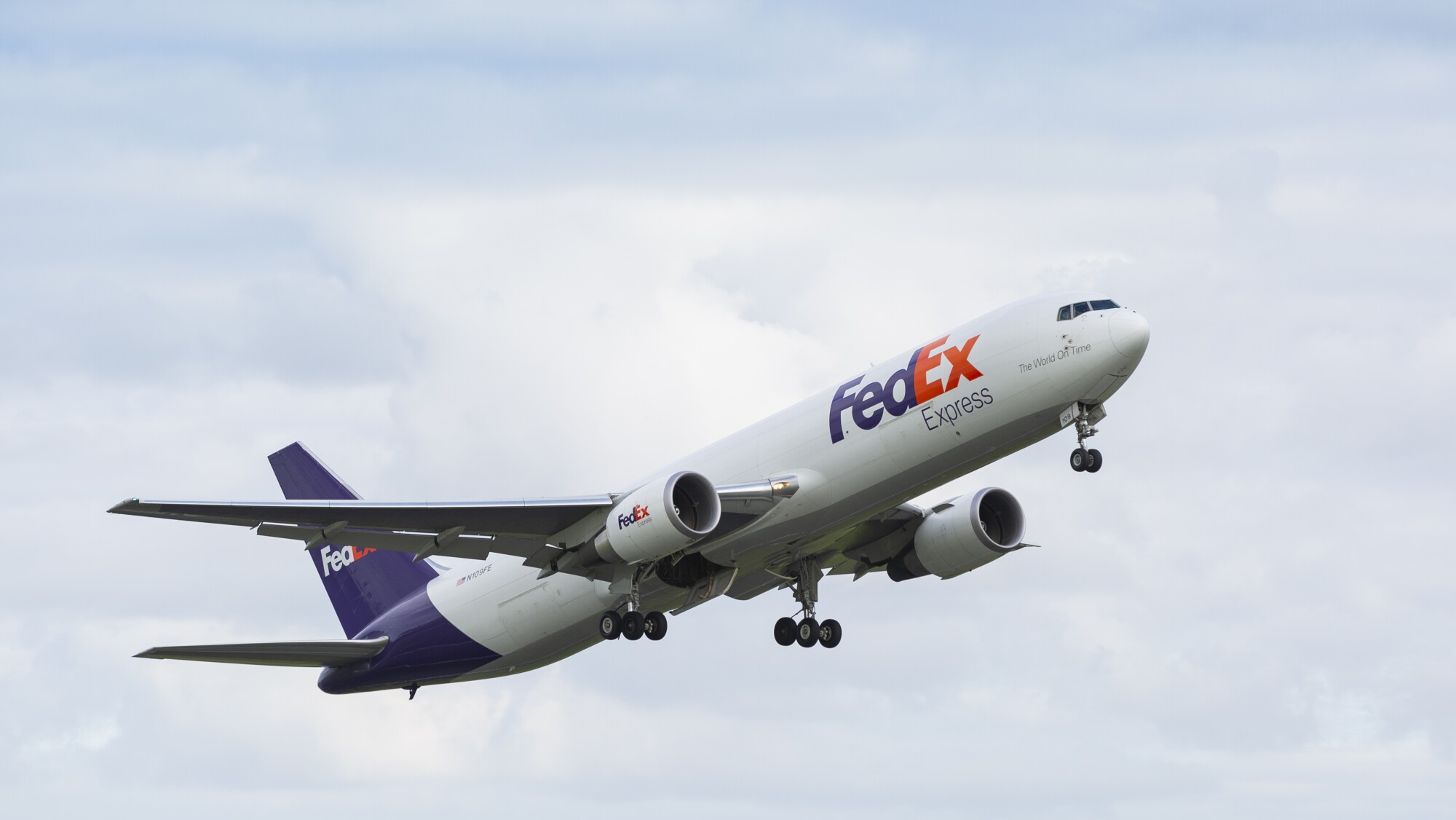 FedEx Fleet Modernisation Continues with Introduction of New Boeing ...