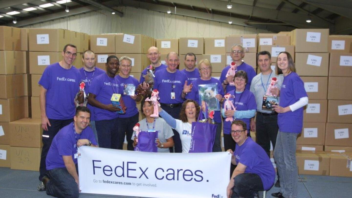 FedEx Donates Time to KidsOut Charity