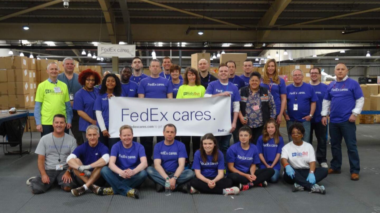 FedEx Delivers 250 Toy Boxes in Aid of Children’s Charity KidsOut