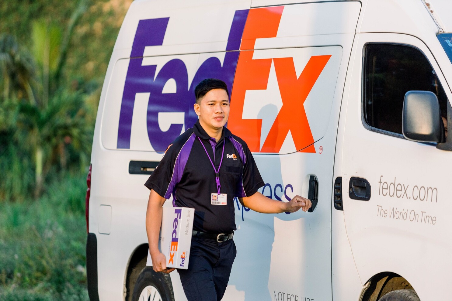 fedex manila
