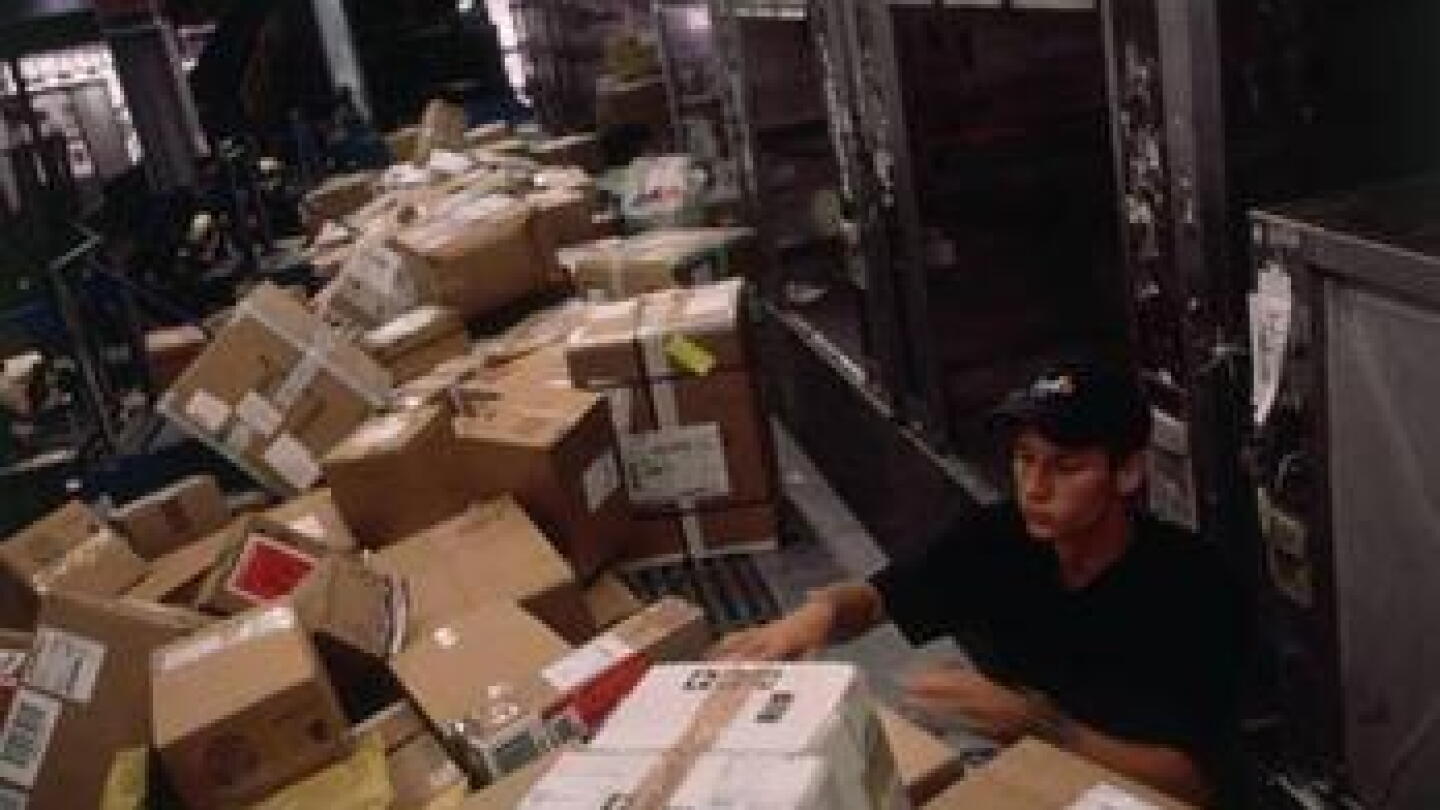 FedEx Express Helping Customers Gear up for the Busy Holiday Season
