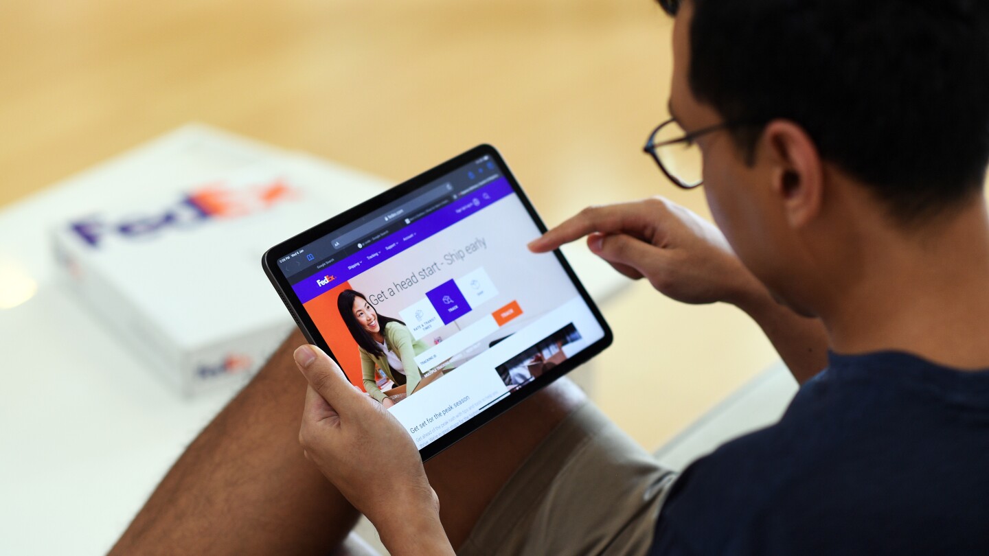 FedEx Announces First-Of-Its-Kind Data-Driven Commerce Platform