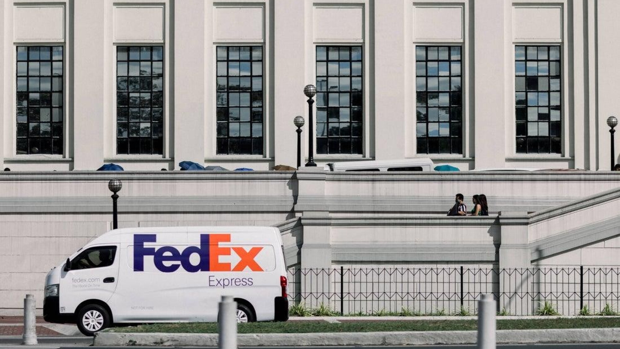 FedEx Named 2025 Top Importer at Port of Clark by Bureau of Customs