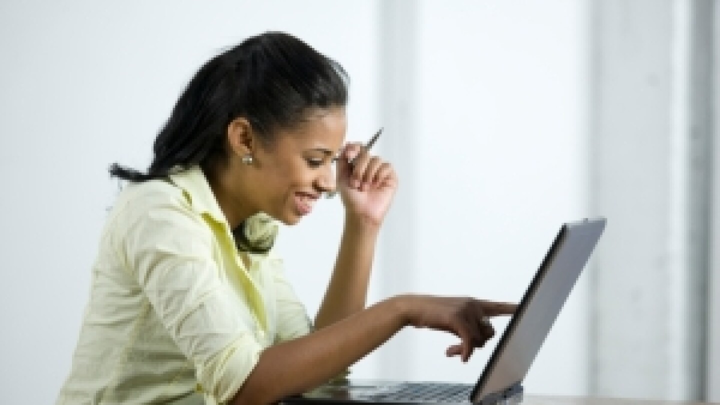 FedEx Office Supports Small Business Month with Twitter Chat Series