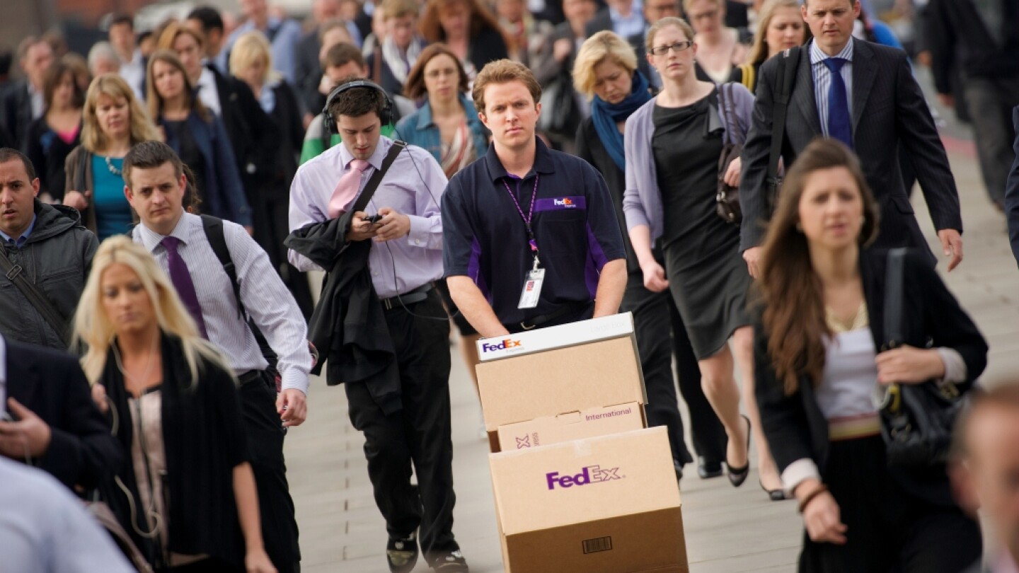 New FedEx Multi-Market Campaign Delivers the Human Touch