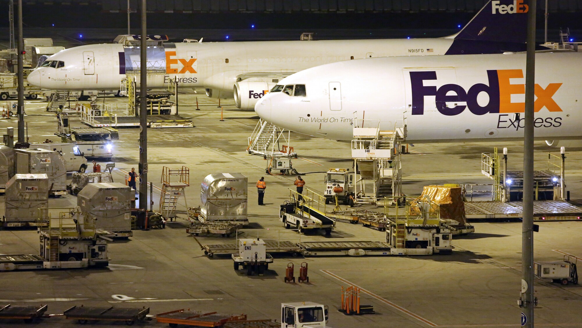 FedEx Express European Hub Sets New Environmental Standard at Paris ...