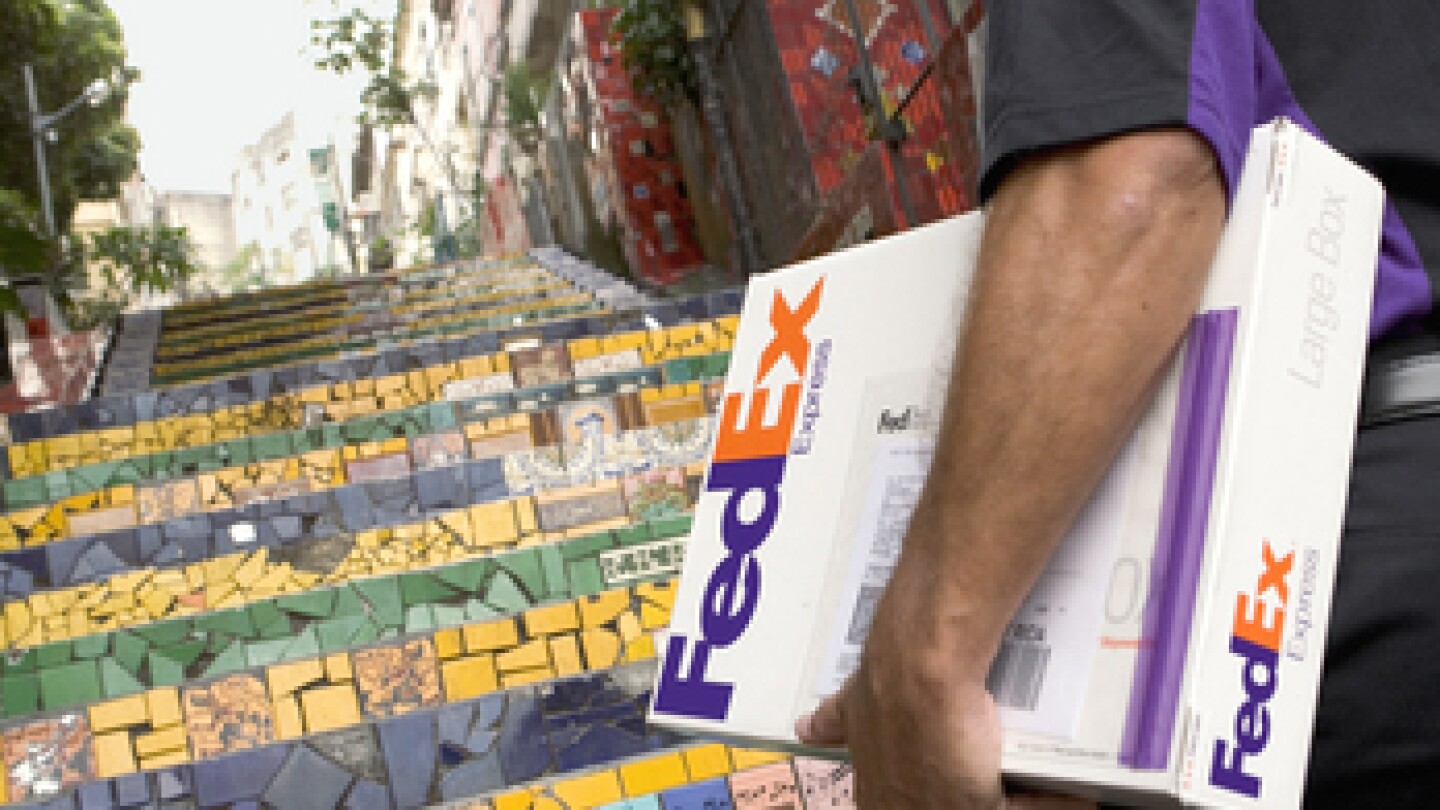 FedEx engajada em programa educativo sobre fundamentos do comércio global